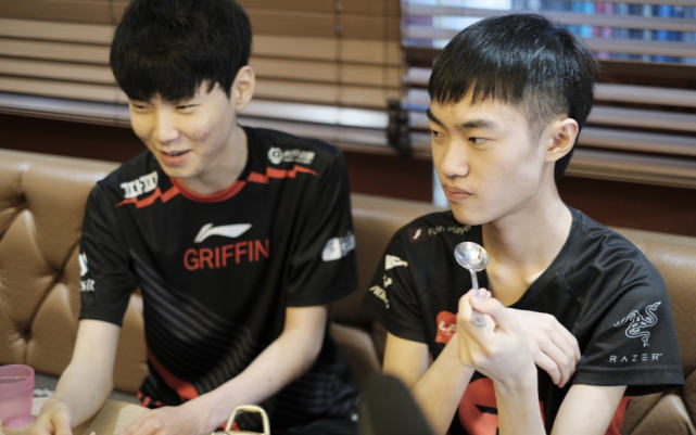 Knight与Chovy很像吗？春季赛数据对比，竟极其相似_腾讯新闻