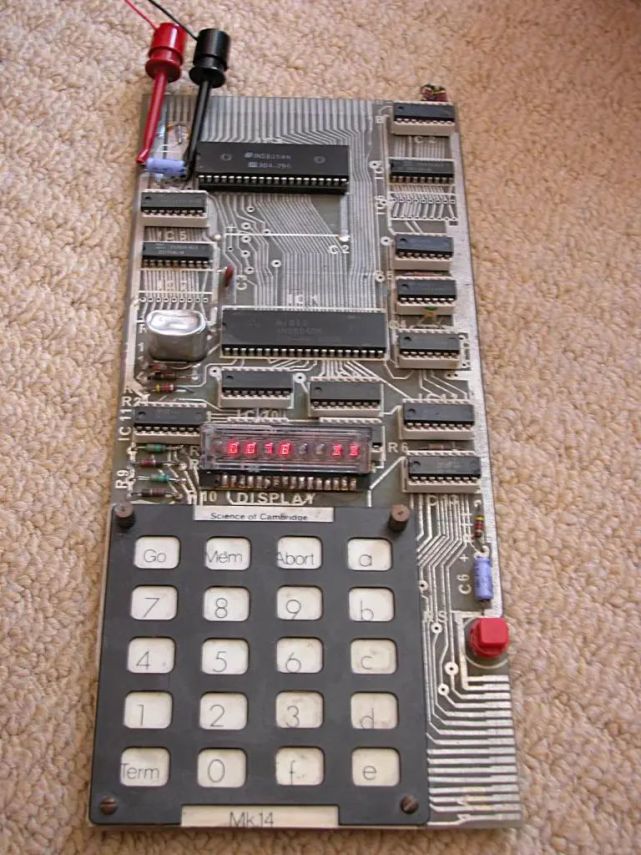极客逻辑 GeekLogic-英伦小霸王——SINCLAIR ZX81_腾讯新闻
