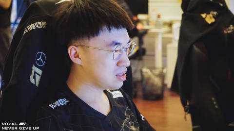 Knight“道歉事件”愈演愈烈，Faker声誉再遭点名：优质偶像_腾讯新闻