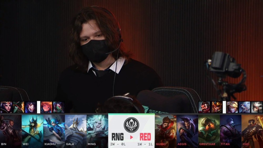 RNG第一个五杀！Bin被拿一血，Gala卢锡安疯狂输出，首轮未尝一败_腾讯新闻