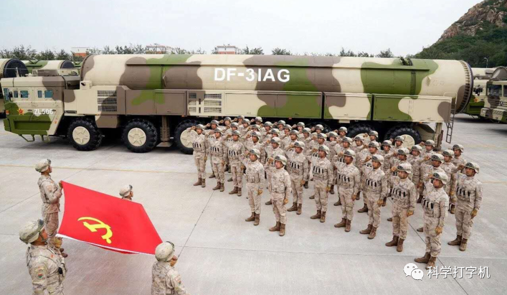 东风-31AG洲际导弹实力有多猛，为什么能让西方谈虎色变？_腾讯新闻