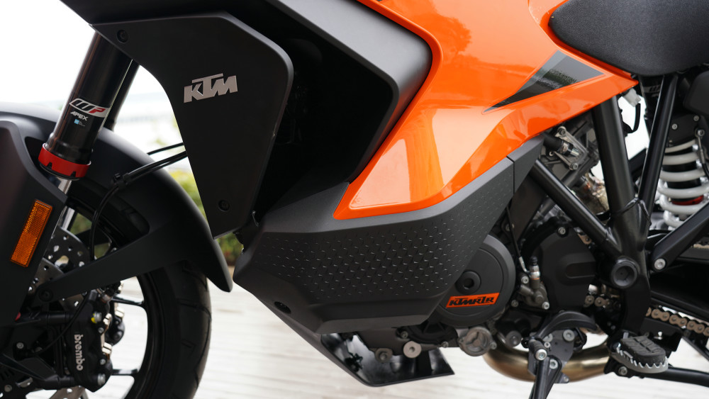 除了雷达还多了什么？KTM 1290 ADV S新老款详细对比_腾讯新闻