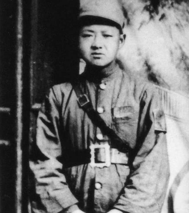 毛泽东是习仲勋成长之路的导师，称赞他是一个从群众中走出来的群众领袖_腾讯新闻