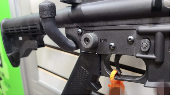 美国武器制造商推出儿童步枪，号称“像爸妈的枪一样”_腾讯新闻