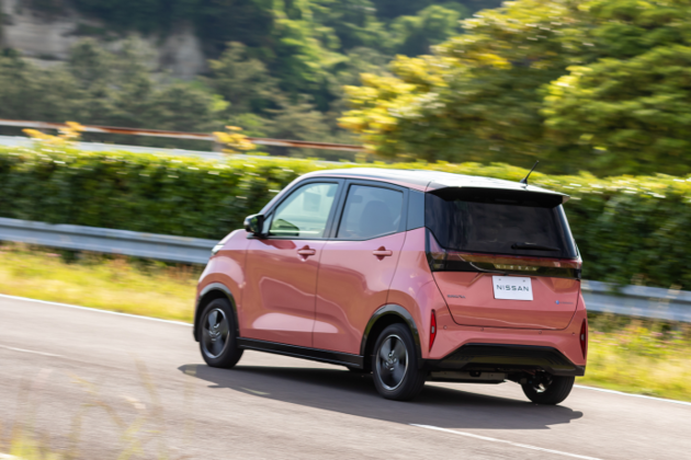 新时代的宠儿 日本媒体试驾全新日产Sakura_腾讯新闻