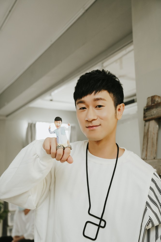 Sam Lin 2022年全新单曲《小坏坏》 背後藏着在感情上遭遇挫败的故事_腾讯新闻