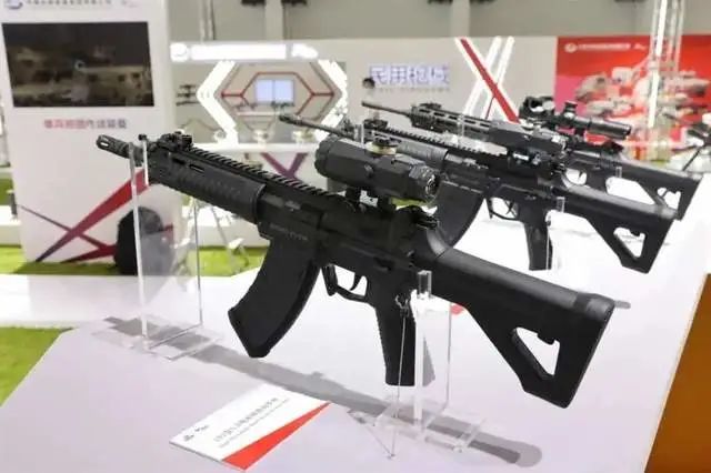 191型精准步枪高原开打！“透明弹匣＋高倍瞄准镜”细节满满_腾讯新闻