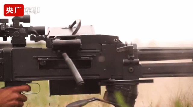 QJZ-171式12.7mm机枪，全枪重量仅18公斤，适合山地机动作战_腾讯新闻