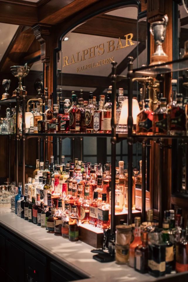 中国第一家 RALPH'S BAR，为什么开在了成都？_腾讯新闻