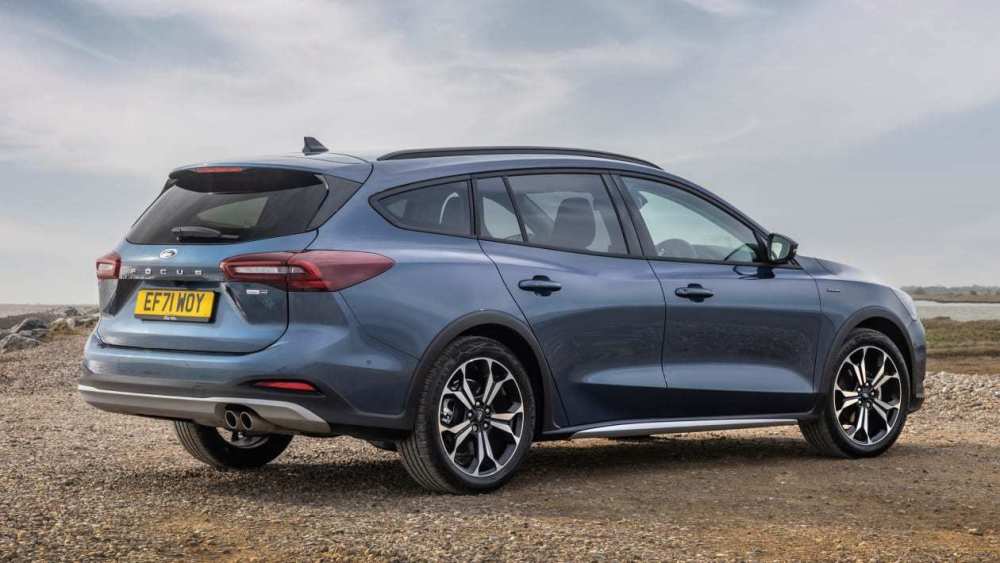 还有望国产上市吗？中期改款福特福克斯旅行版大量实拍图发布_腾讯新闻