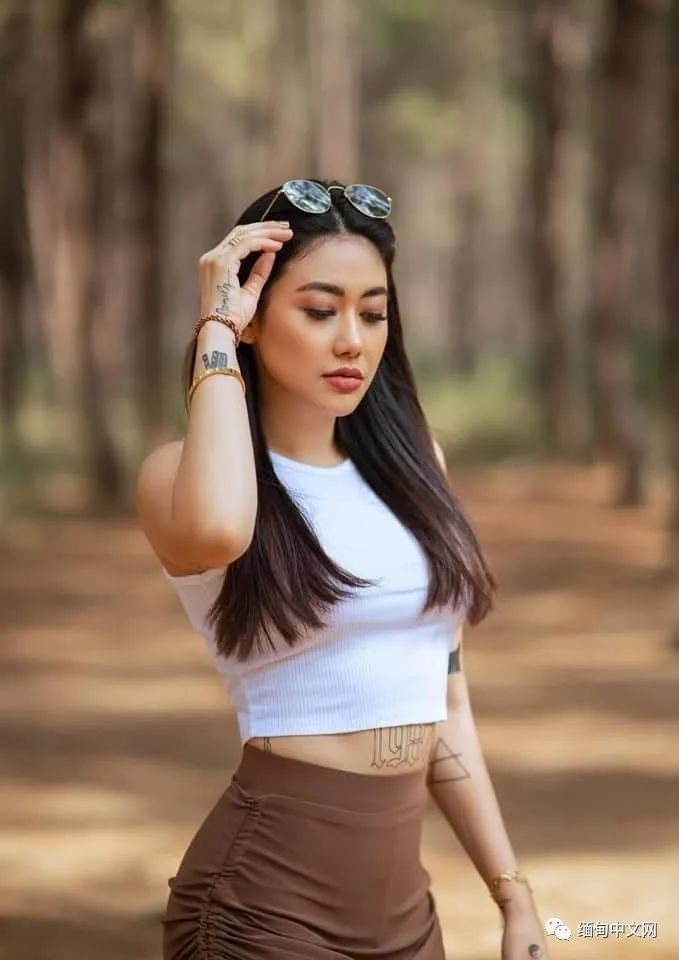 缅甸名模在网上传播色情照片与视频被抓_腾讯新闻