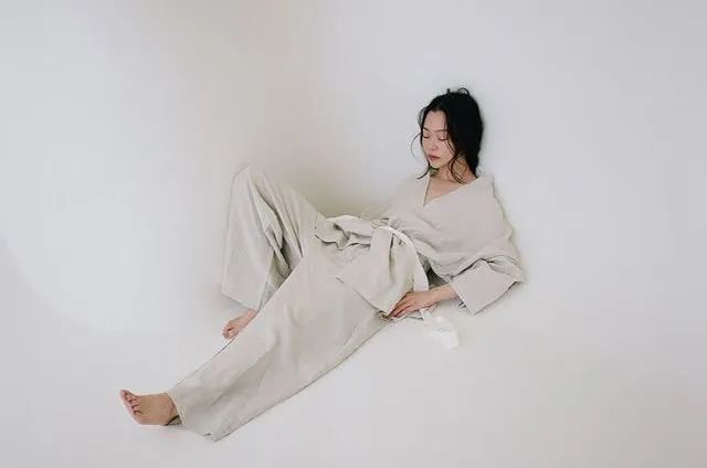 除了Lemaire、The Row和Jil Sander，这些极简品牌同样精彩……_腾讯新闻