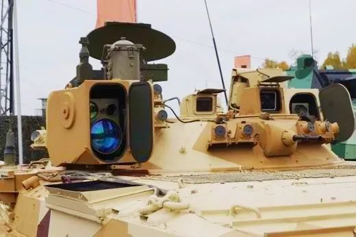 大炮塔顶部能伸出6米桅杆，俄罗斯展出PRP-5炮兵侦察车_腾讯新闻