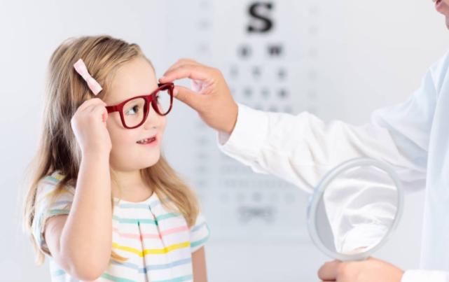 与学习相关的视觉功能检查有哪些？看完这篇你就能了解_腾讯新闻