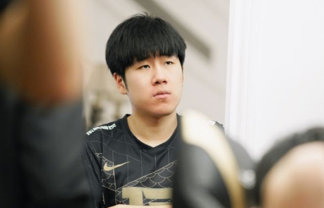 LOL：JDG晋级决赛后RNG沦为笑柄，Gala被曝要离开队伍，难搞了_腾讯新闻