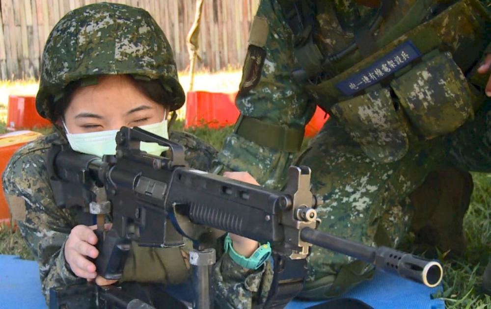 源自美帝AR枪系，台军T91步枪何来底气号称“领先大陆二十年”？_腾讯新闻