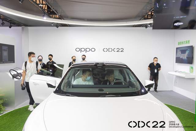 可玩性比苹果CarPlay更高？OPPO Carlink这些车机功能值得关注_腾讯新闻