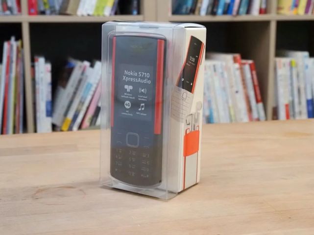 Nokia 5710 XpressAudio 4G评测：600多元能打电话的MP3_腾讯新闻