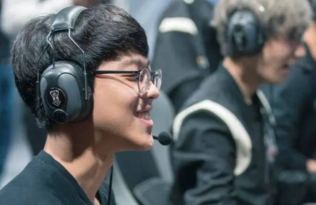 TheShy第一，Marin第二！韩网盘点历史前十五上单_腾讯新闻