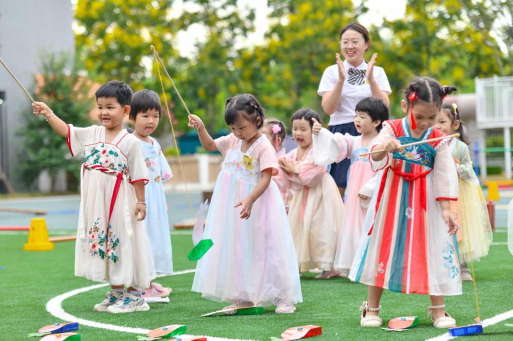 童心邀明月 欢乐过中秋 郑东新区商都第一幼儿园中秋节活动_腾讯新闻