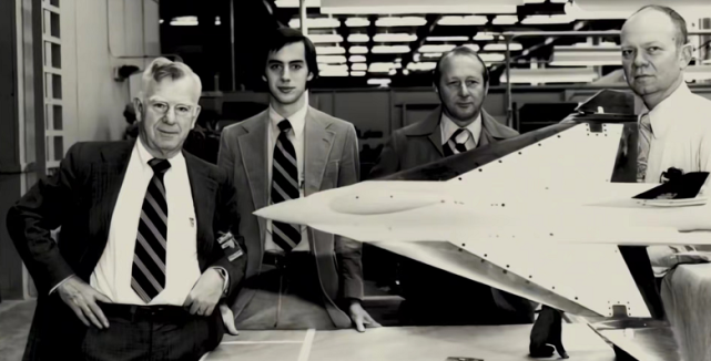 地表最强四代机原本可能是它——F-16XL，为何却从未站上台面？_腾讯新闻