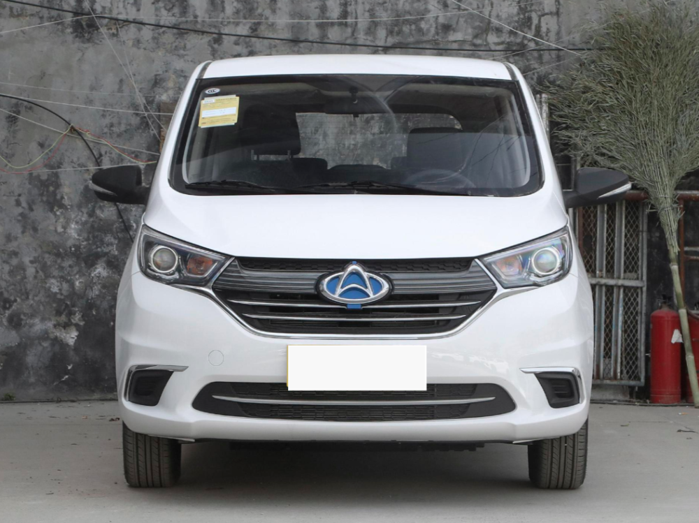 不足15万！402KM续航，6座MPV，一公里几分钱的长安智造_腾讯新闻