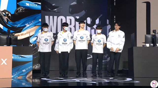 今非昔比！中国出道Zeka成为一年内变化最大的选手！_腾讯新闻