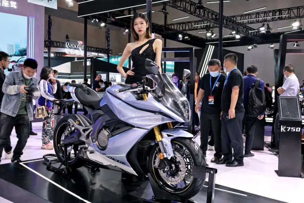 国产仿赛还得看杰迪！VISION K333全球首秀，K750公布售价！_腾讯新闻