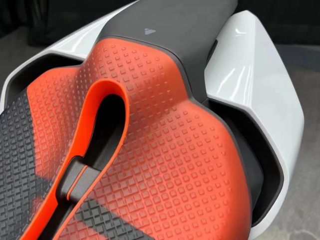 国产仿赛还得看杰迪！VISION K333全球首秀，K750公布售价！_腾讯新闻