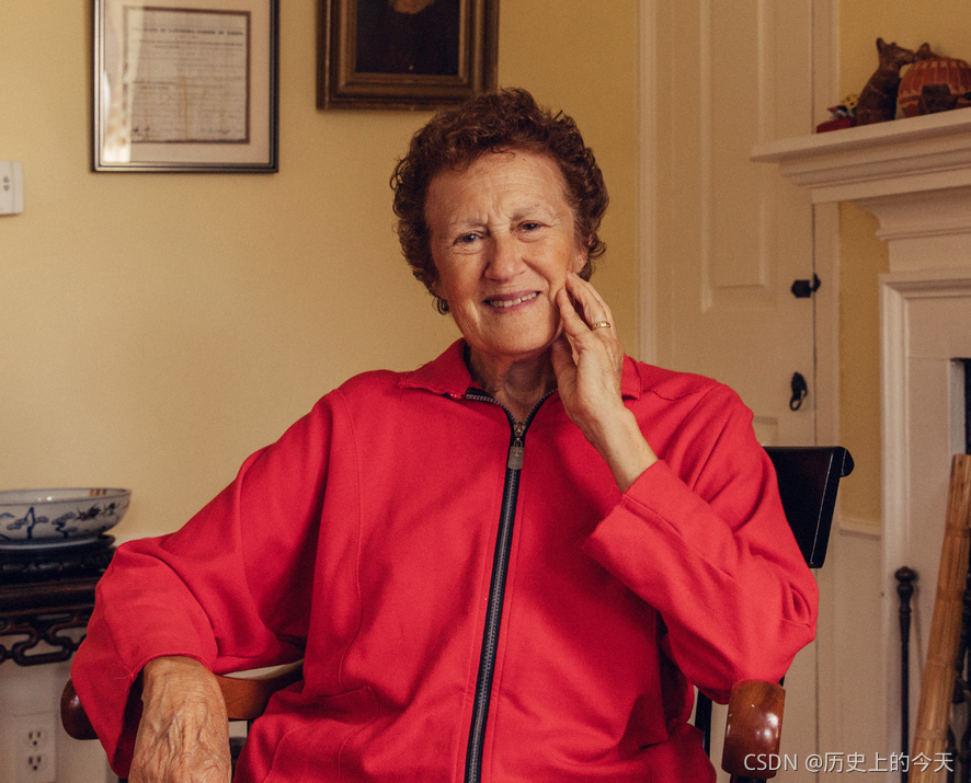 首位中国 AI 主播；第一位计算机女博士｜历史上的今天_腾讯新闻