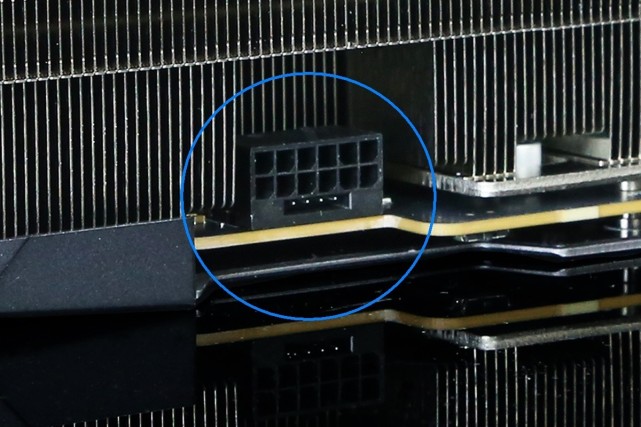 ATX3.0 PC电源时代已到，配备16pin新接口，峰值功率性能更强_腾讯新闻