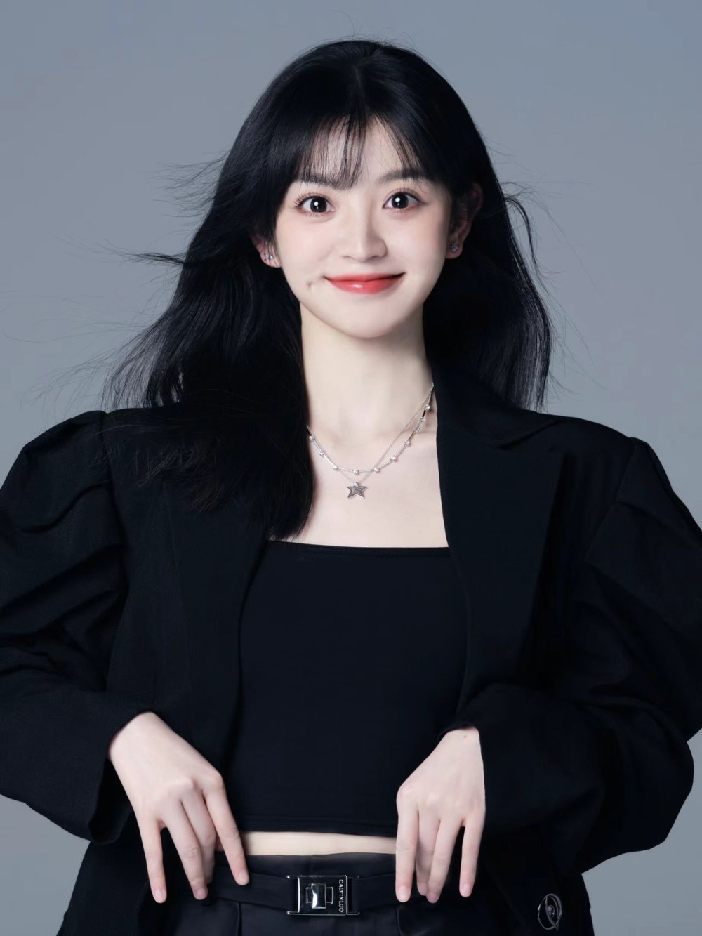 田曦薇：最欣赏《卿卿日常》中李薇的勇敢｜演员新势力_腾讯新闻