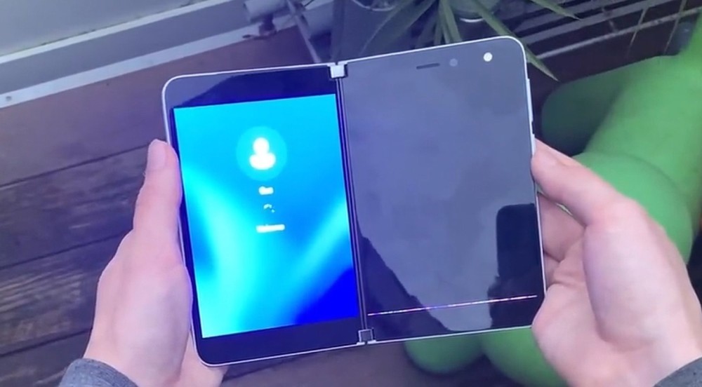 开发者成功让初代 Surface Duo 实现安卓/Win11 双启动_腾讯新闻