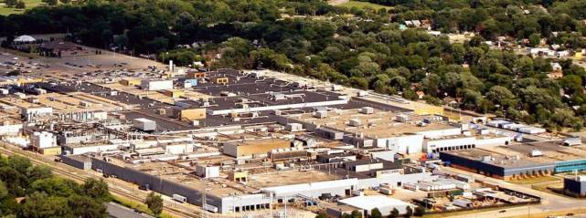 全球最大商用车制造商，揭秘戴姆勒卡车，这几个品牌竟然是兄弟？_腾讯新闻