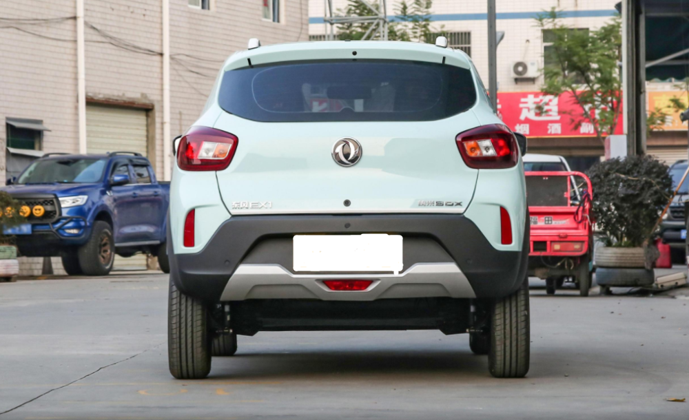 6万多就可以买辆纯电SUV，纳米BOX灵活轻巧，最长续航351km_腾讯新闻