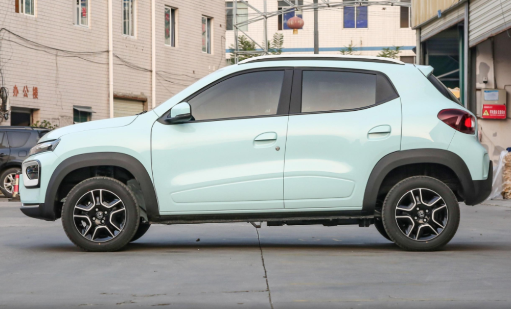 6万多就可以买辆纯电SUV，纳米BOX灵活轻巧，最长续航351km_腾讯新闻