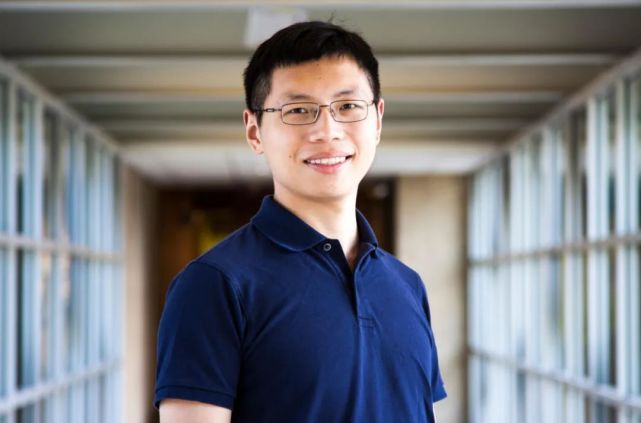 大神李沐加入AI大模型创业，导师Alex Smola是创始人_腾讯新闻