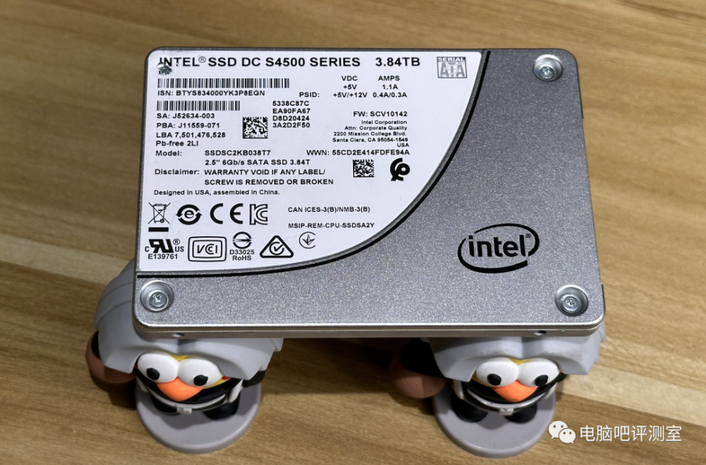 “船”打破幻想 英特尔S4500 3.84T 也不过尔尔_腾讯新闻