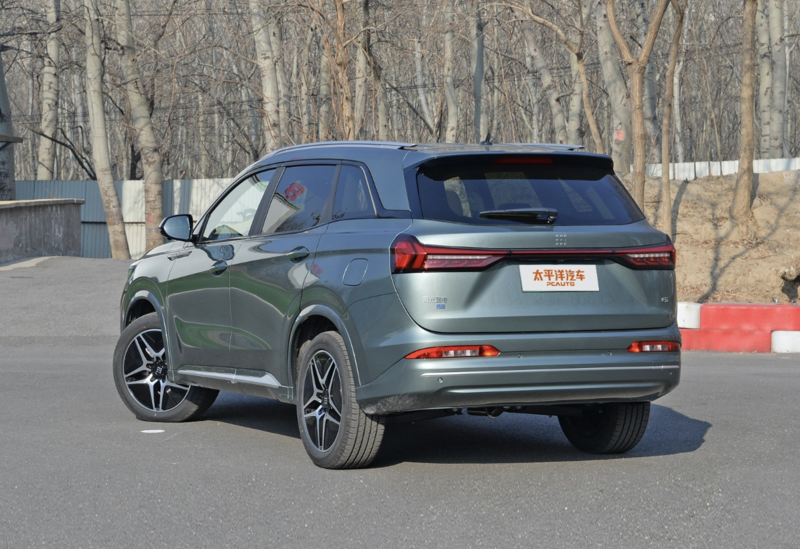 13 99万起！蓝电e5正式上市，全新插混中型suv 腾讯新闻