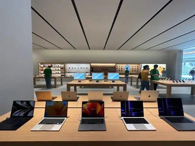 罗湖Young｜深圳第二家Apple Store正式开业！就在罗湖_腾讯新闻