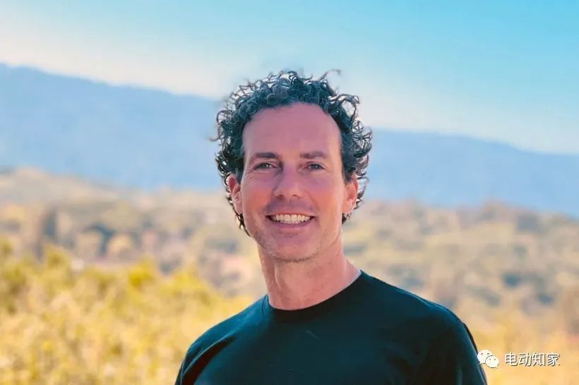 苹果高管跳槽传统车企_腾讯新闻