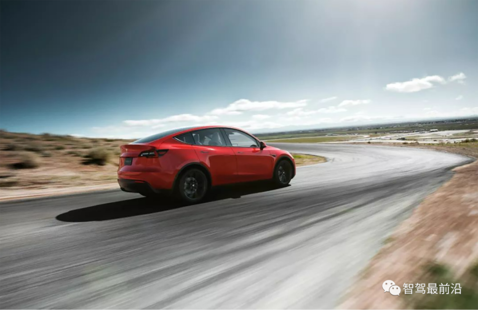 取消“强制单踏板”，不服输的特斯拉向现实低了头_腾讯新闻