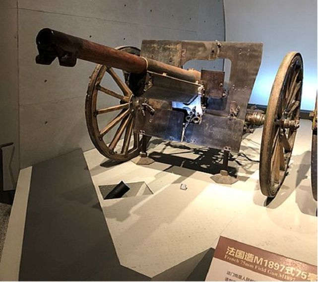 《亮剑》李云龙的意大利炮，绰号75小姐，是现代火炮的祖奶奶！_腾讯新闻