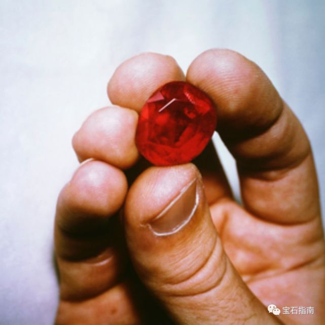鉴赏｜The Sunrise Ruby：世界最贵彩宝、红宝石中的传奇！_腾讯新闻