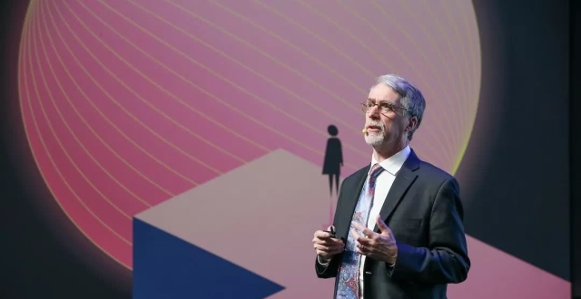 Stephen Balkam：科技与童年，数字世界的儿童保护_腾讯新闻