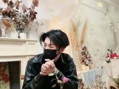 Master Qihe claimed to be the school grass when he was in school. I ...