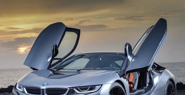 6年仅售2万辆，为何宝马i8依旧会被历史铭记？_腾讯新闻