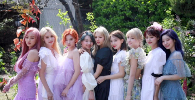 TWICE九人出击《Running Man》 传奇嘉宾的复归_腾讯新闻