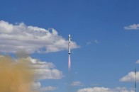 One arrow three stars! Chang Erding successfully launched 3 satellites ...