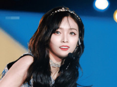 Before the two variety shows were broadcast, Wu Xuanyi ushered in a new ...